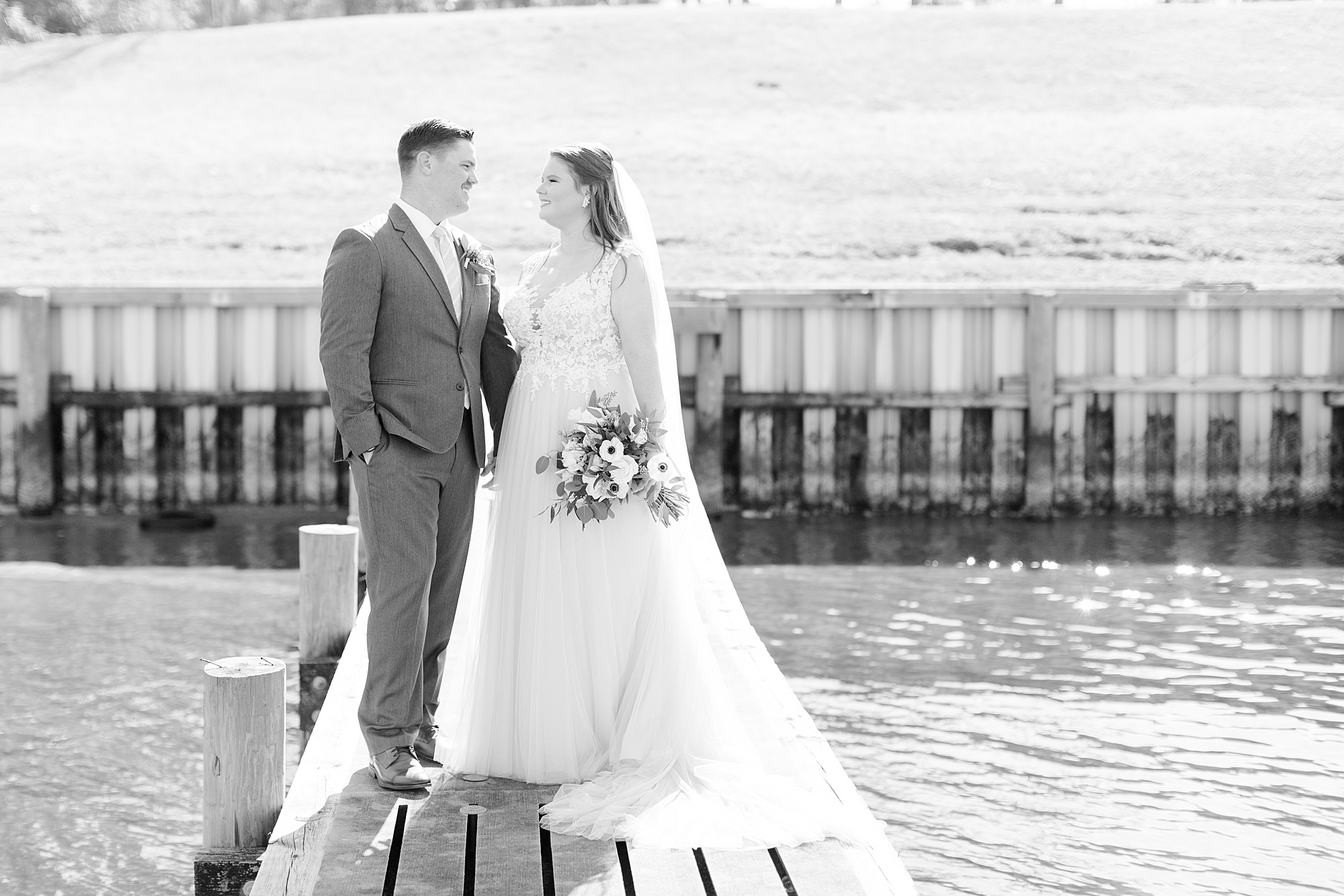 Spring Wedding At Copper Ridge On The Neuse | Taylor And Cole | Dakota ...